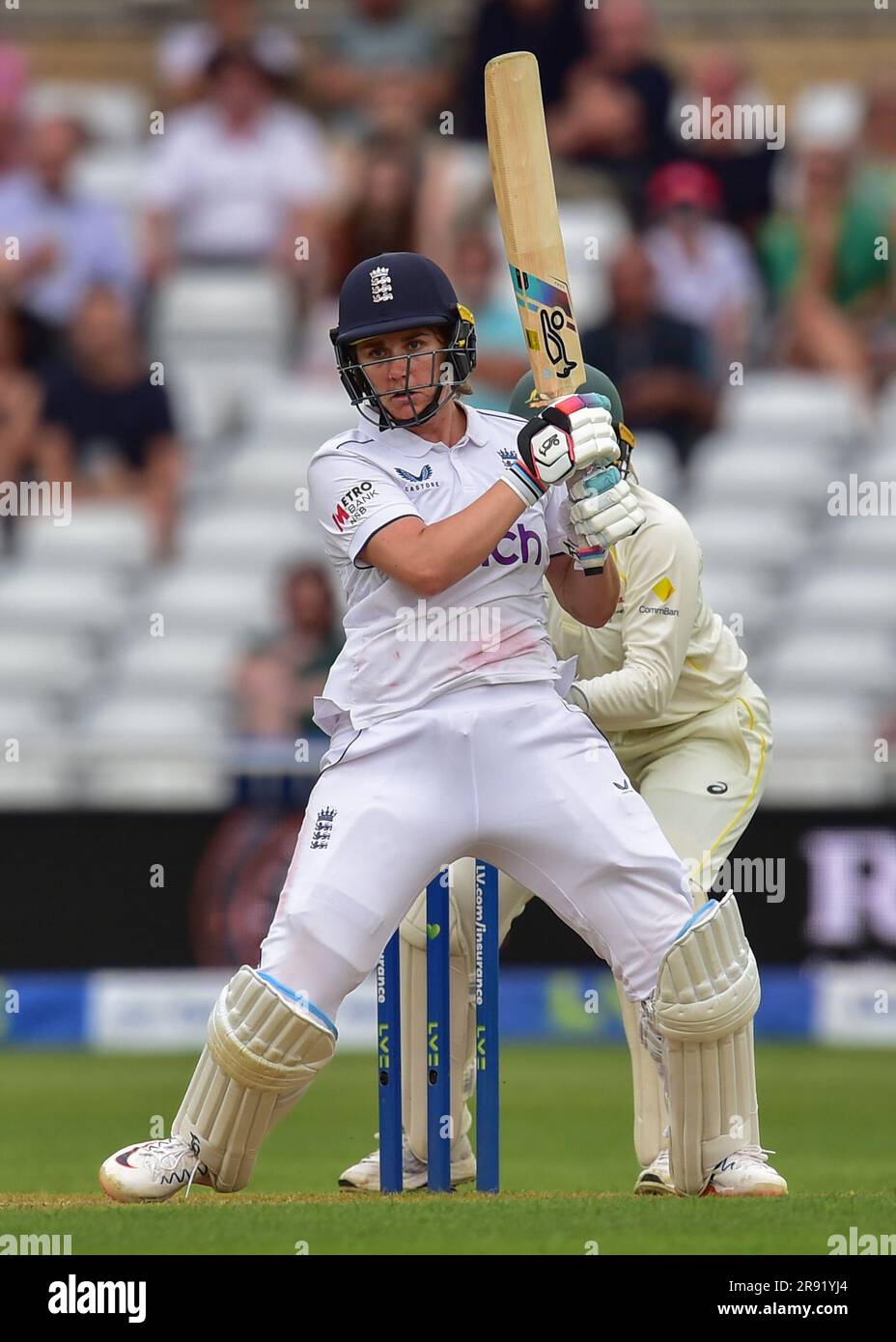 Nat sciver brunt batting hi-res stock photography and images - Alamy