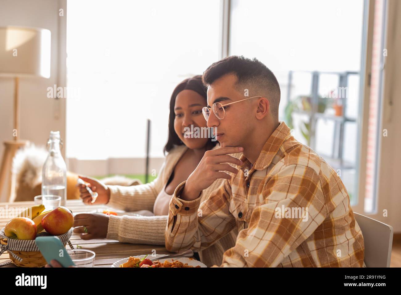 Smart dining hi-res stock photography and images - Alamy