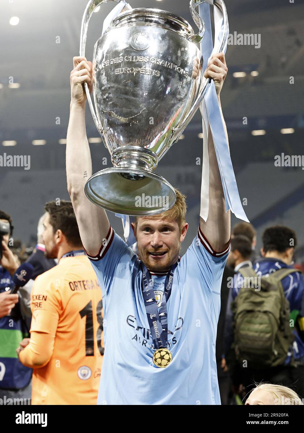 ISTANBUL - Kevin De Bruyne of Manchester City with UEFA Champions ...