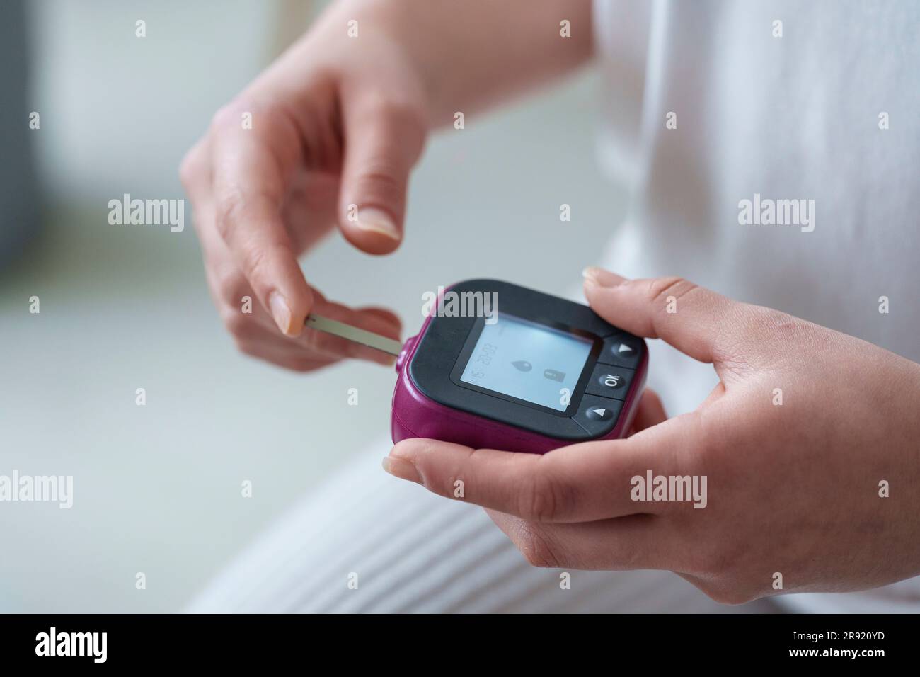At home glucometer hi-res stock photography and images - Alamy