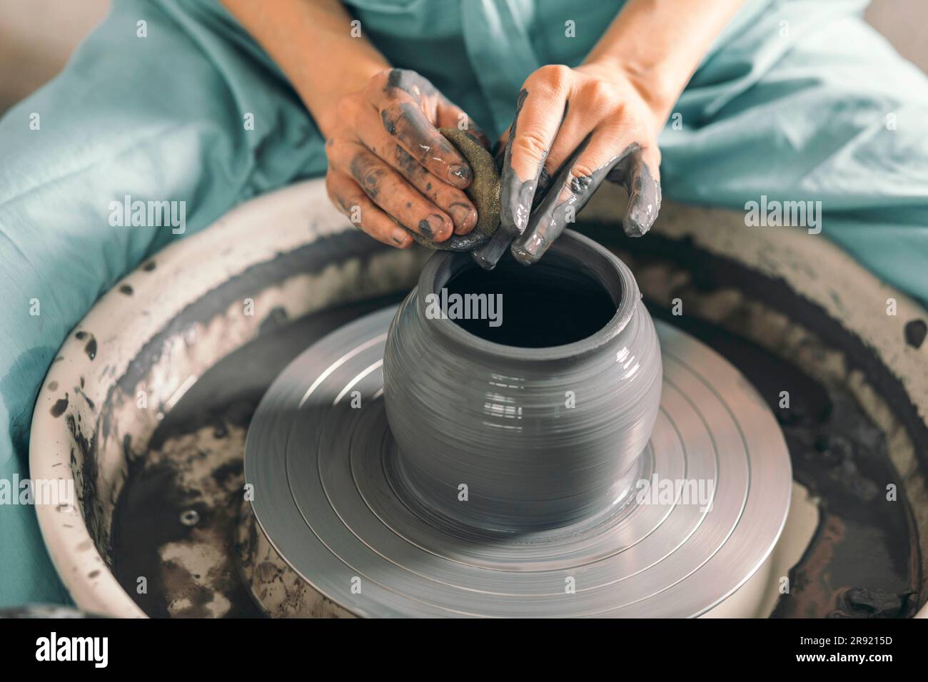 Messy workplace hi-res stock photography and images - Alamy
