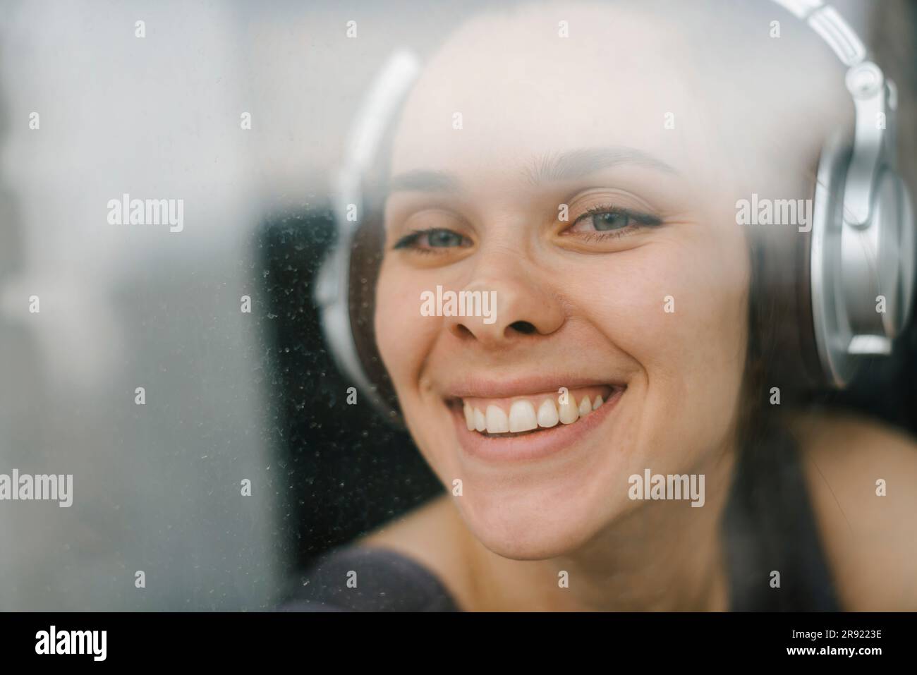 Pressing against glass hi-res stock photography and images - Alamy