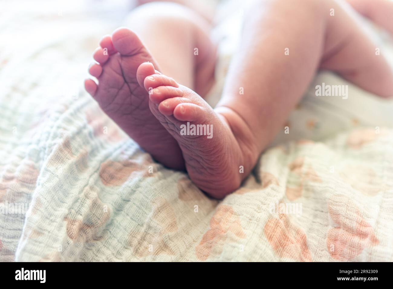 Children toes hi-res stock photography and images - Alamy