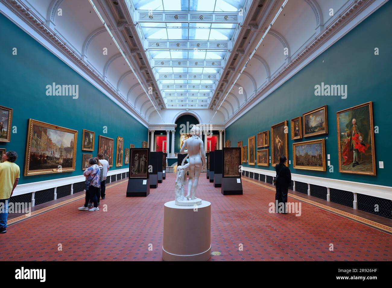 Long room with paintings at the National Gallery of Art of Ireland ...