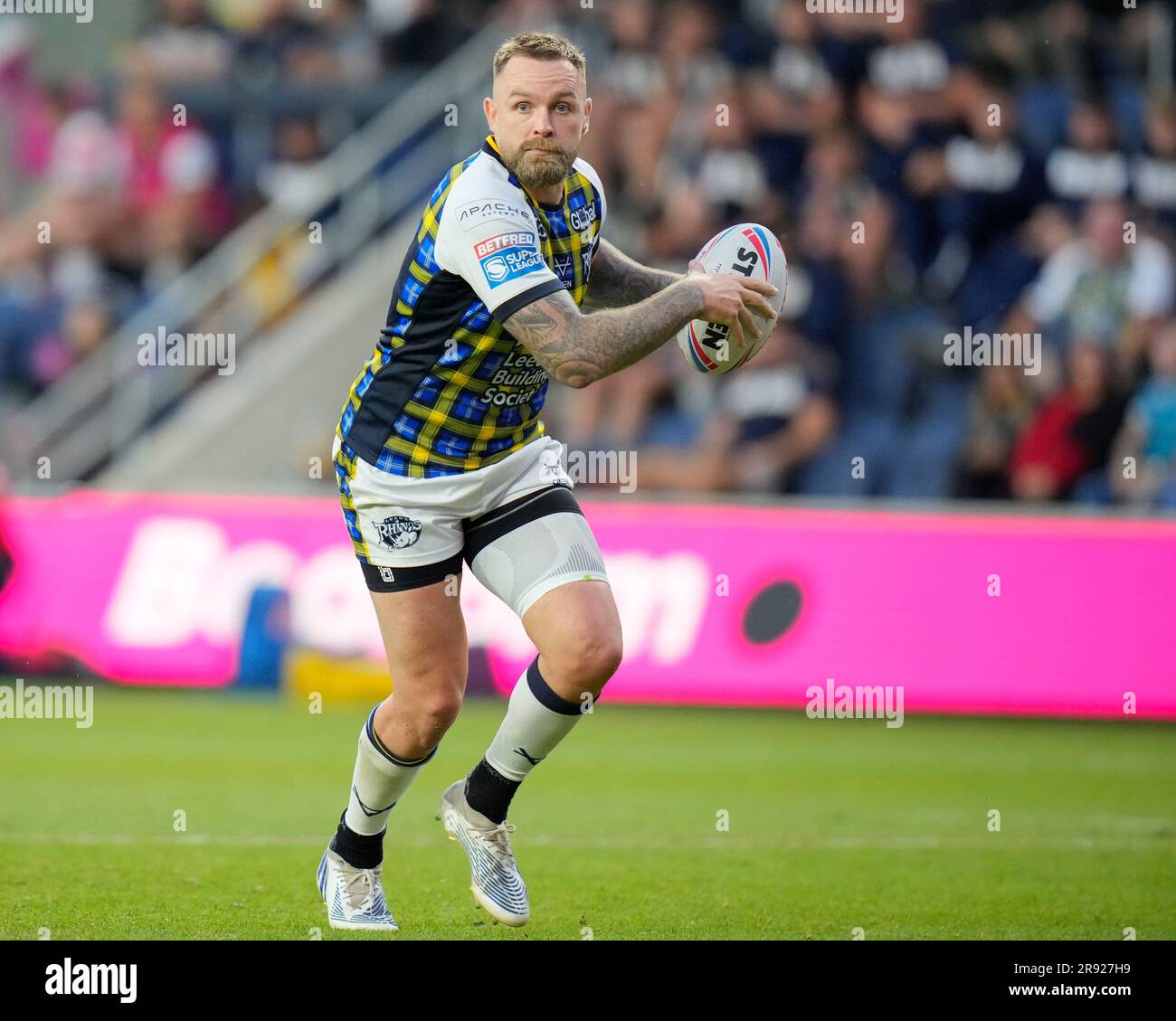 Blake Austin #6 of Leeds Rhinos during the Betfred Super League Round ...