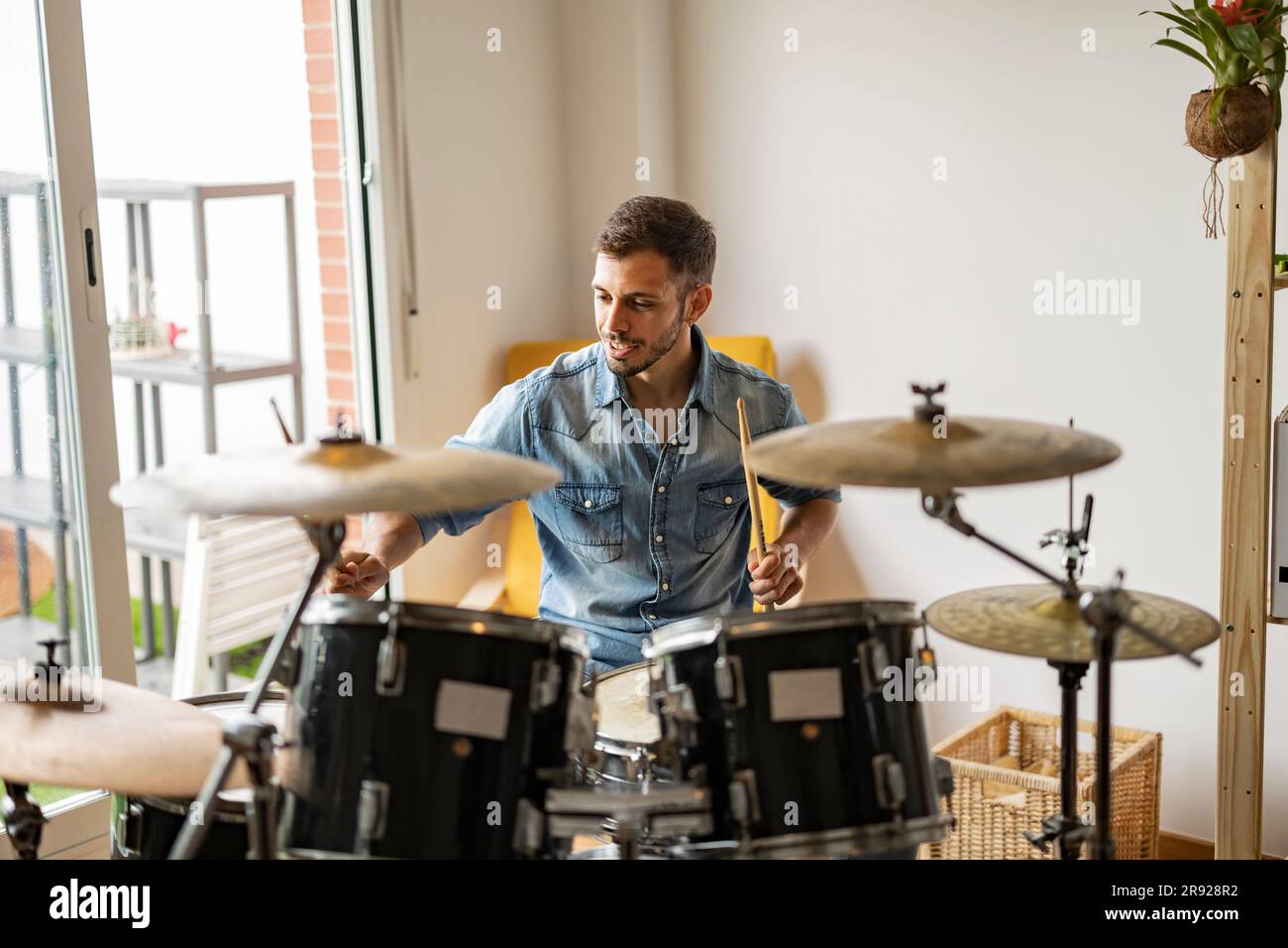 Person playing drum hi-res stock photography and images - Alamy