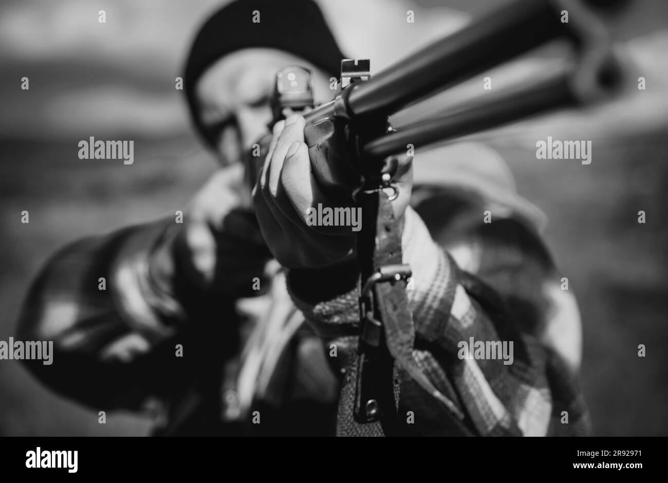 Hunter with shotgun gun on hunt. Closed and open hunting season ...