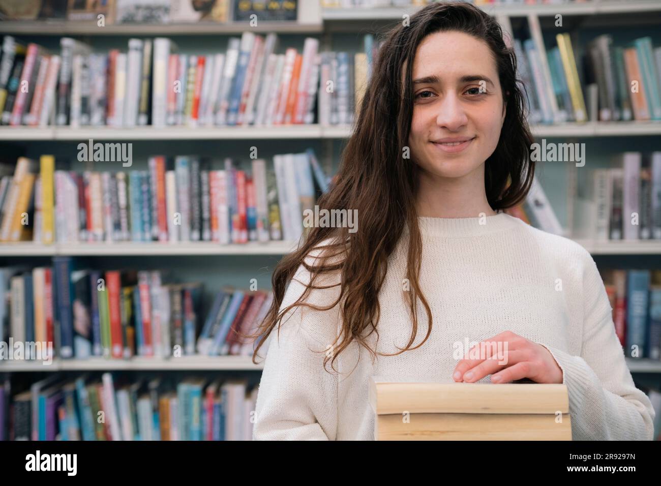 Librarian hi-res stock photography and images - Alamy