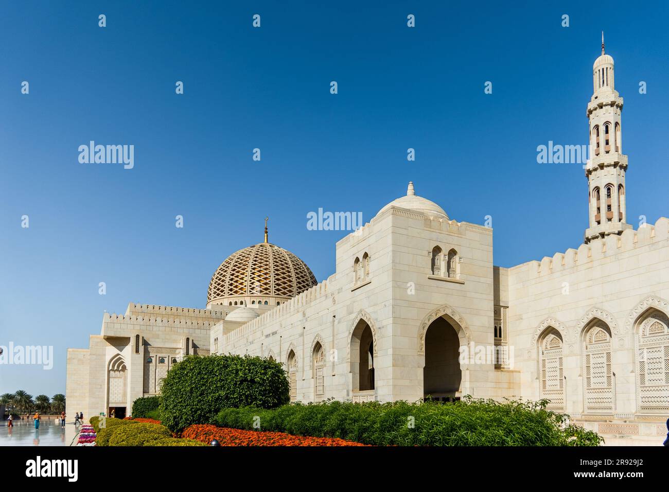 The grand mosque in oman Stock Photo - Alamy