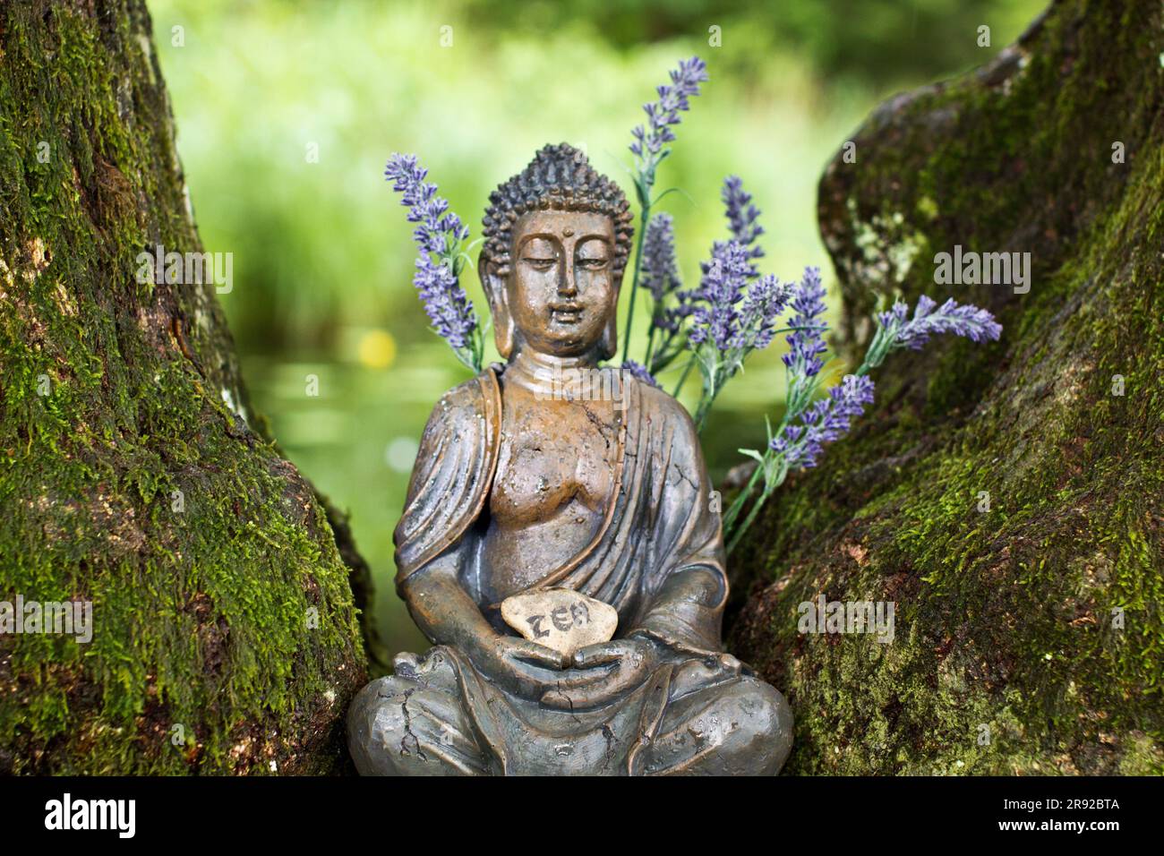 Statue symbolisms hi-res stock photography and images - Alamy