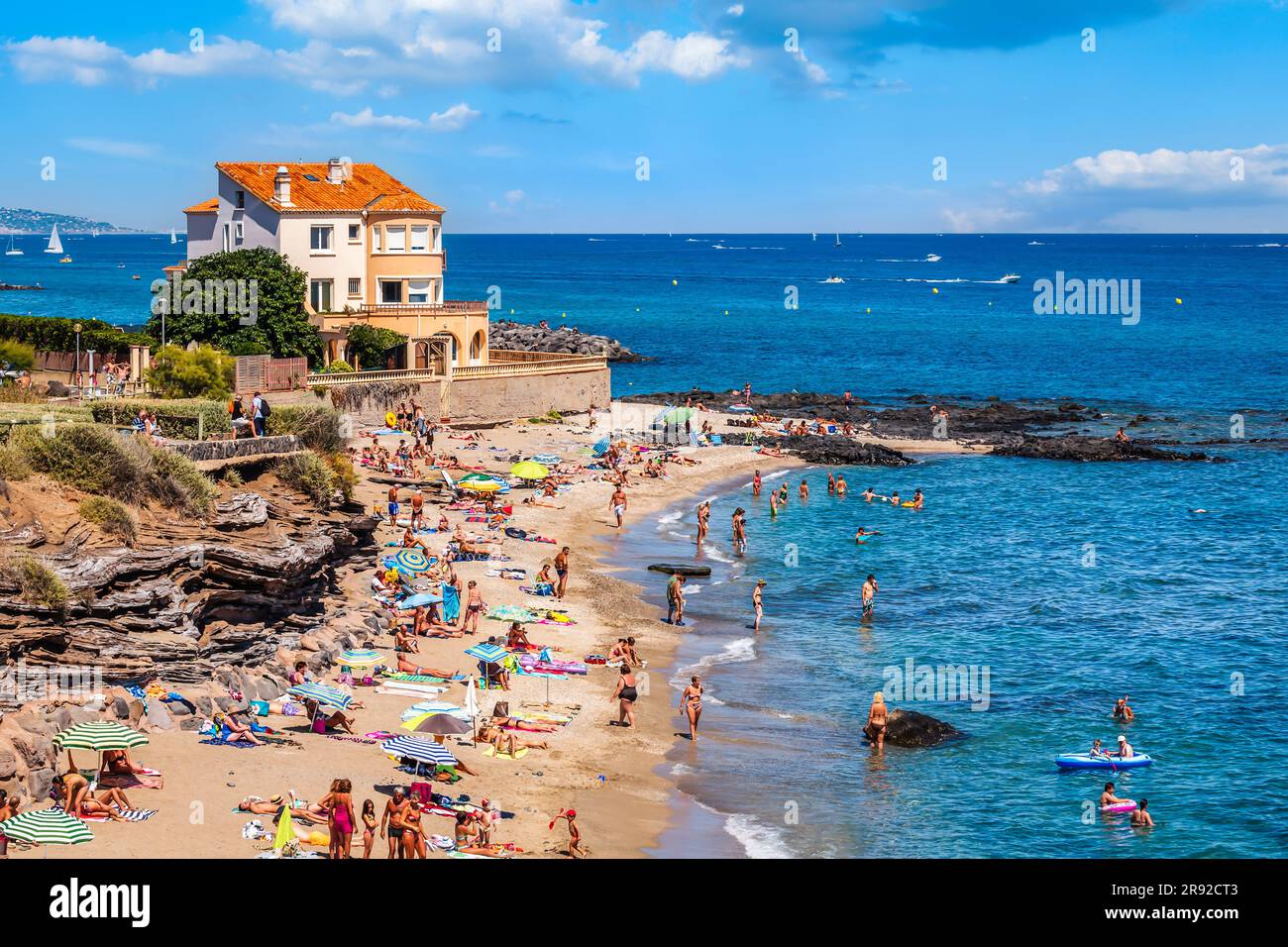 FRANCE. HERAULT (34) CAP D'AGDE. BEACH NAMED LA DALLE Stock Photo - Alamy