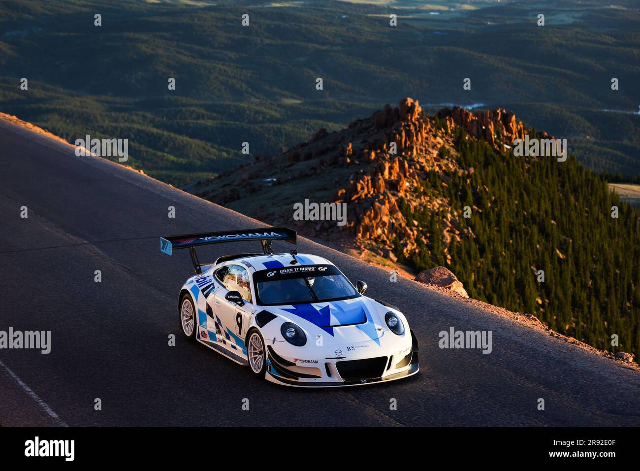 Porsche hill climb hi-res stock photography and images - Alamy