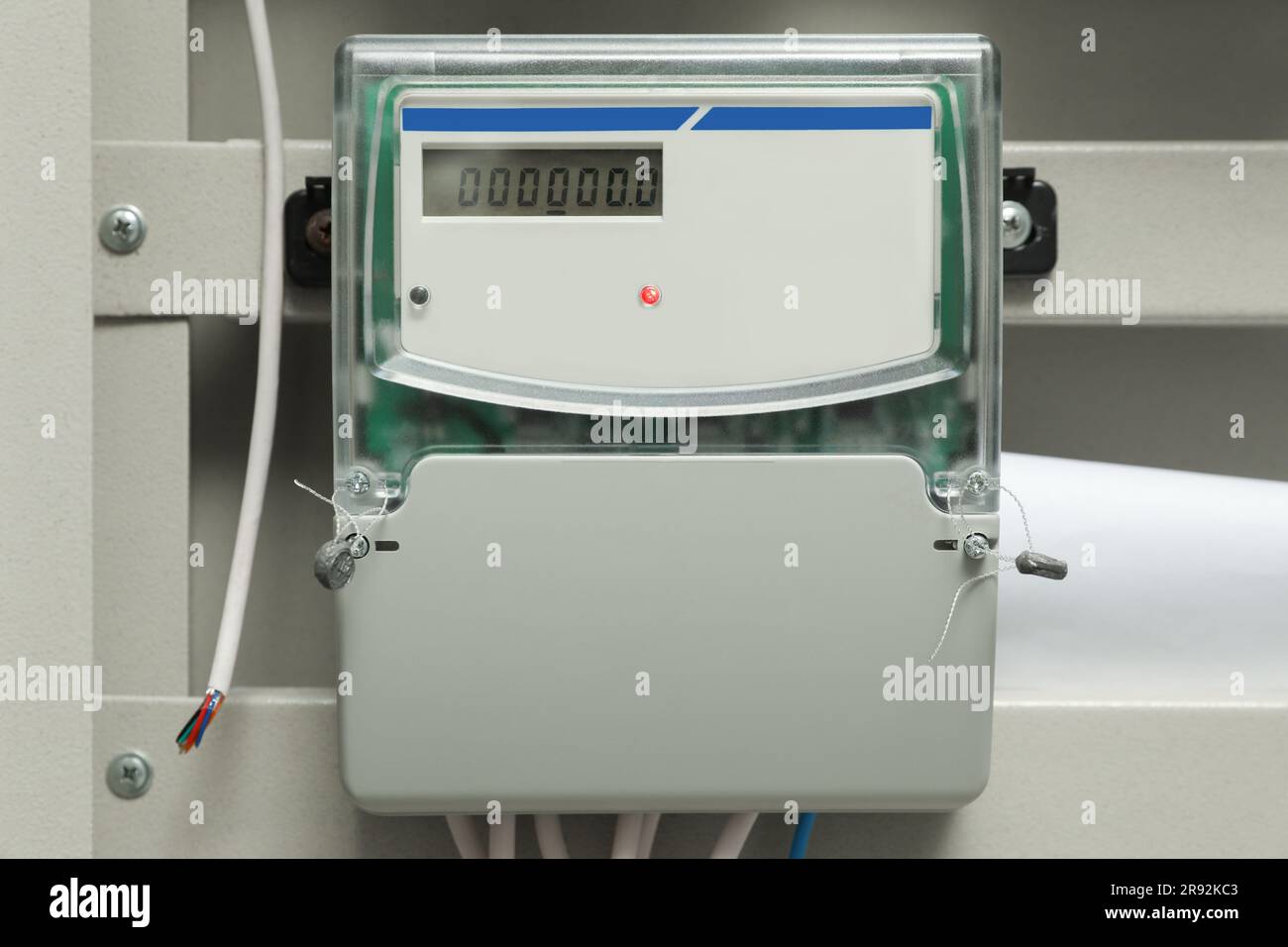 Electrical wires in office hi-res stock photography and images - Alamy