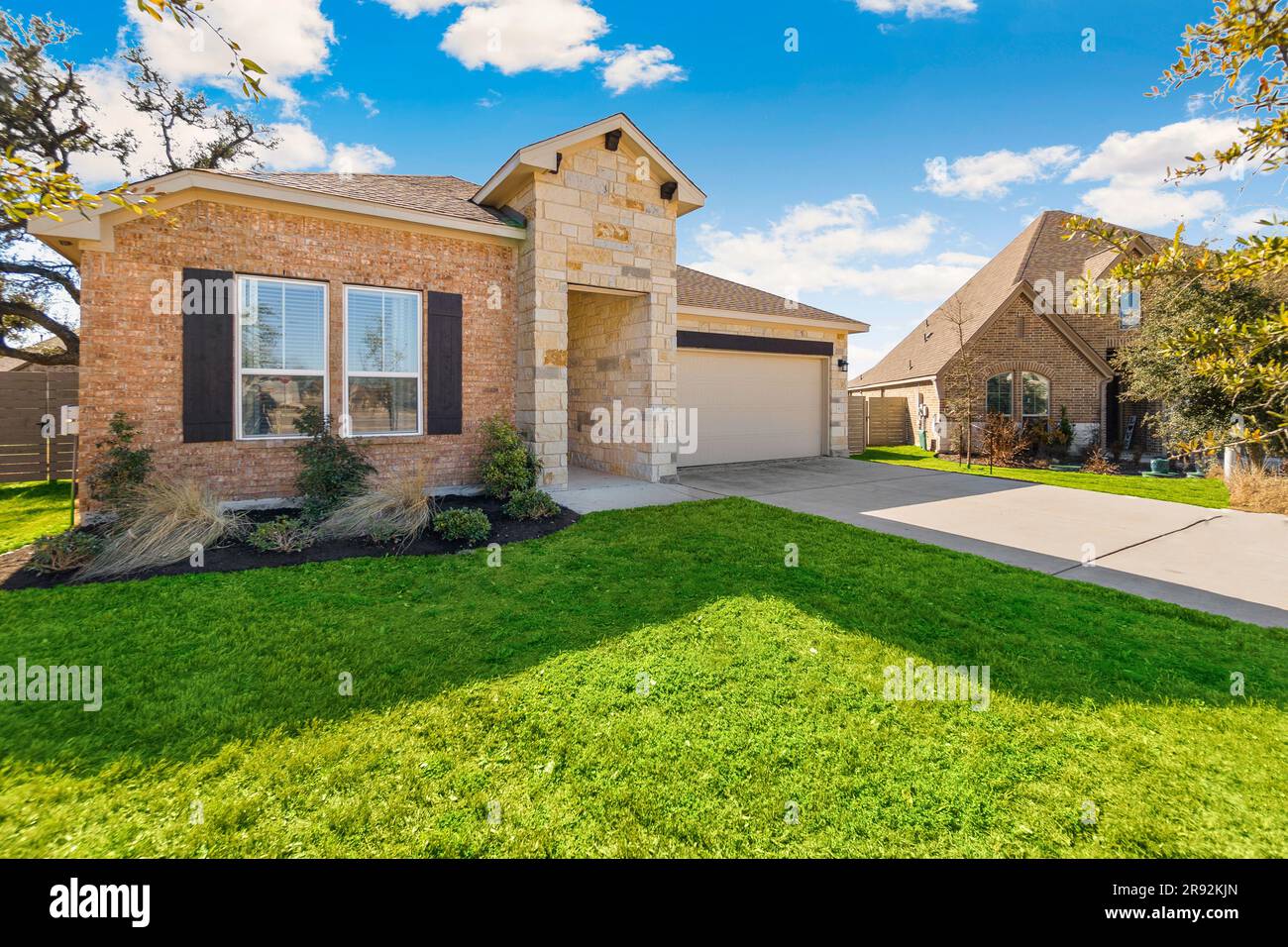 the front view of a home Stock Photo - Alamy