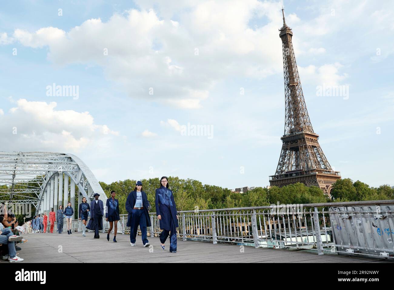 Paris, Frankreich. 23rd June, 2023. KENZO Spring Summer 2024 Runway ...