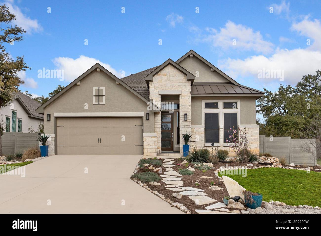 the front view of a home Stock Photo - Alamy