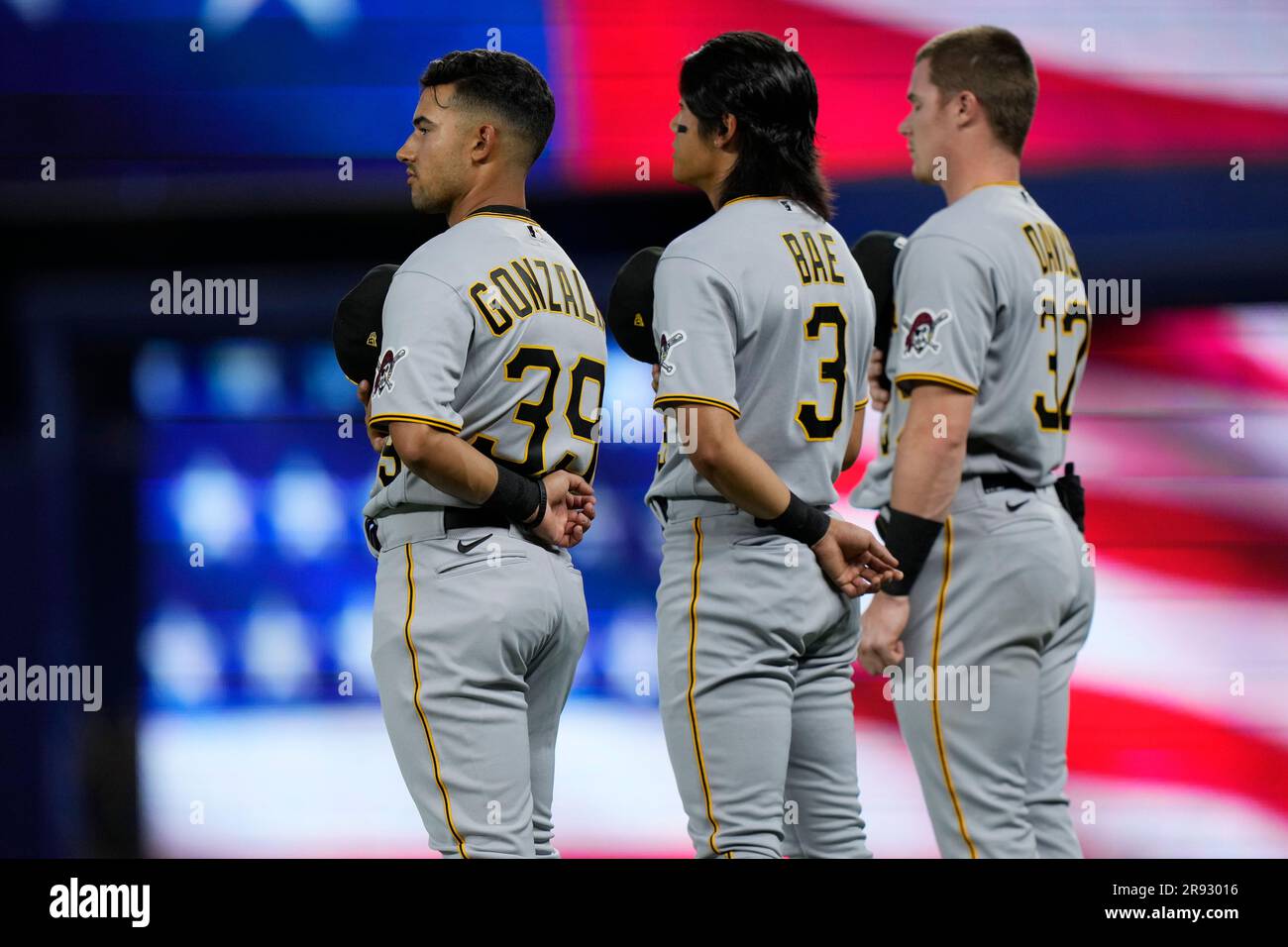 Pittsburgh Pirates second baseman Nick Gonzalez (39) center fielder Ji ...