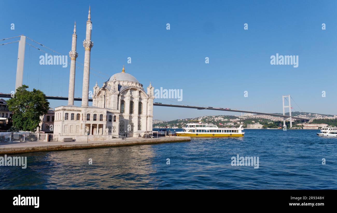 Grand Mecidiye Mosque (Ortaköy Mosque) by the waterside in Ortakoy ...