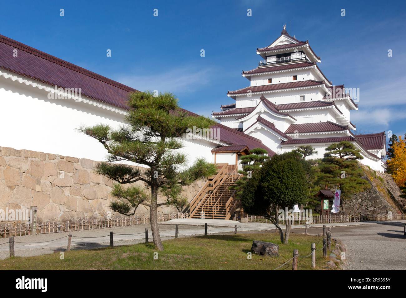 Tsuruga do castle hi-res stock photography and images - Alamy