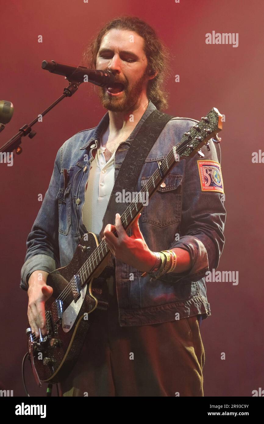 John byrne artist hi-res stock photography and images - Alamy