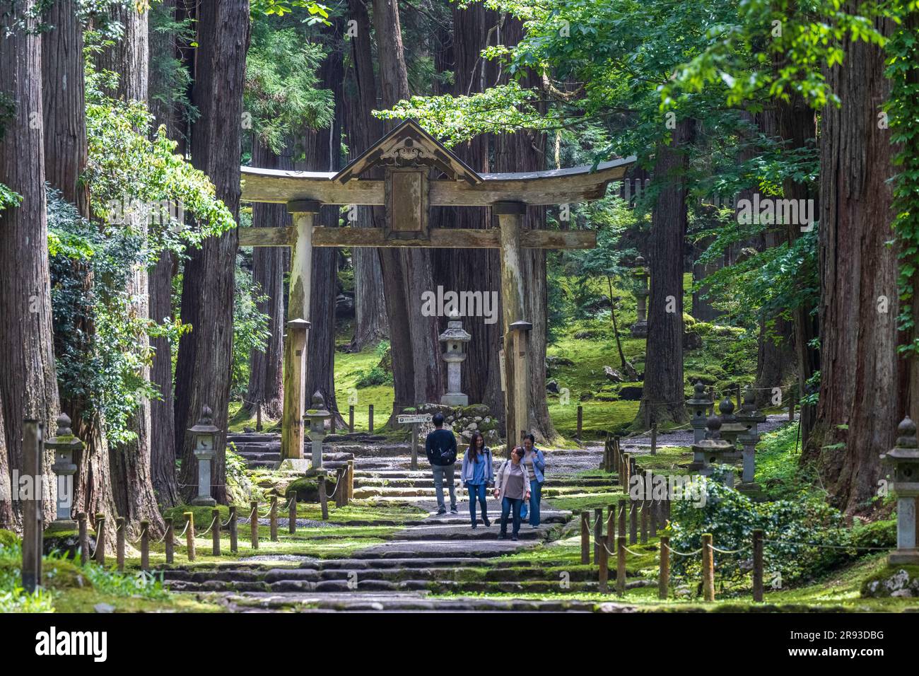 Heisenji hakusan shrine hi-res stock photography and images - Alamy