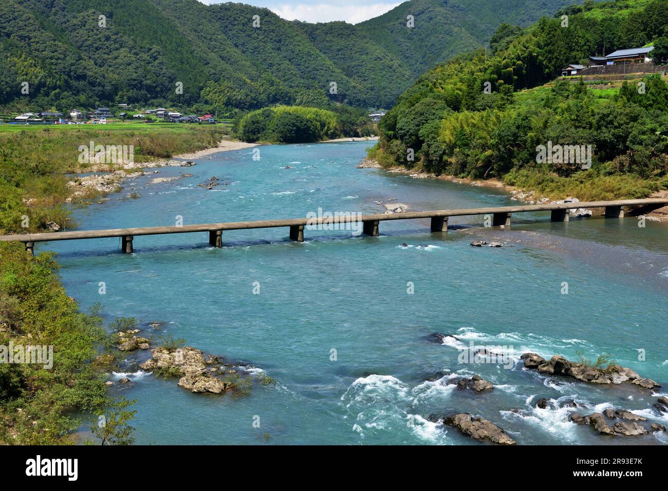 Shimanto River sunken bridge Stock Photo - Alamy