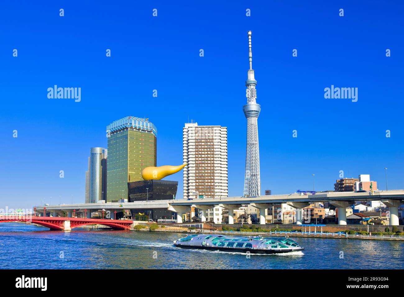 Water taxi tokyo hi-res stock photography and images - Alamy