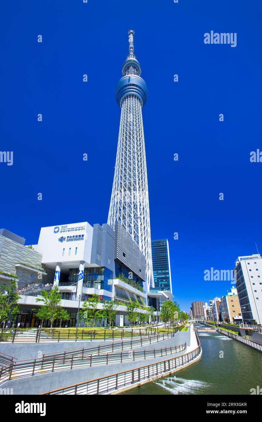 Solamachi Tokyo and Tokyo Sky Tree Stock Photo - Alamy