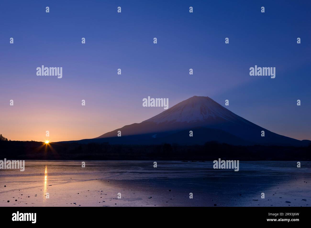 Lake shojin hi-res stock photography and images - Alamy