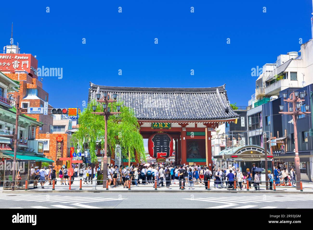 Kaminarimon thunder gate hi-res stock photography and images - Alamy