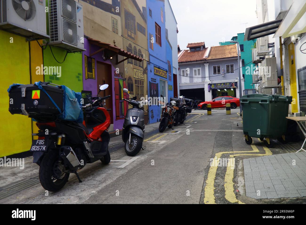 Singapore street art hi-res stock photography and images - Alamy