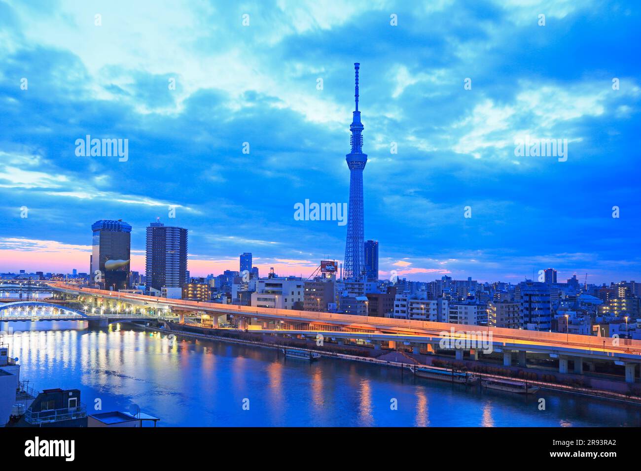 Morning view of Sumida river and the Tokyo sky tree Stock Photo - Alamy