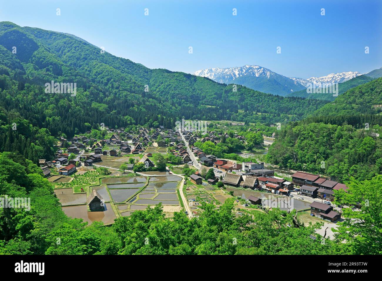 Hakusan mountain range hi-res stock photography and images - Alamy