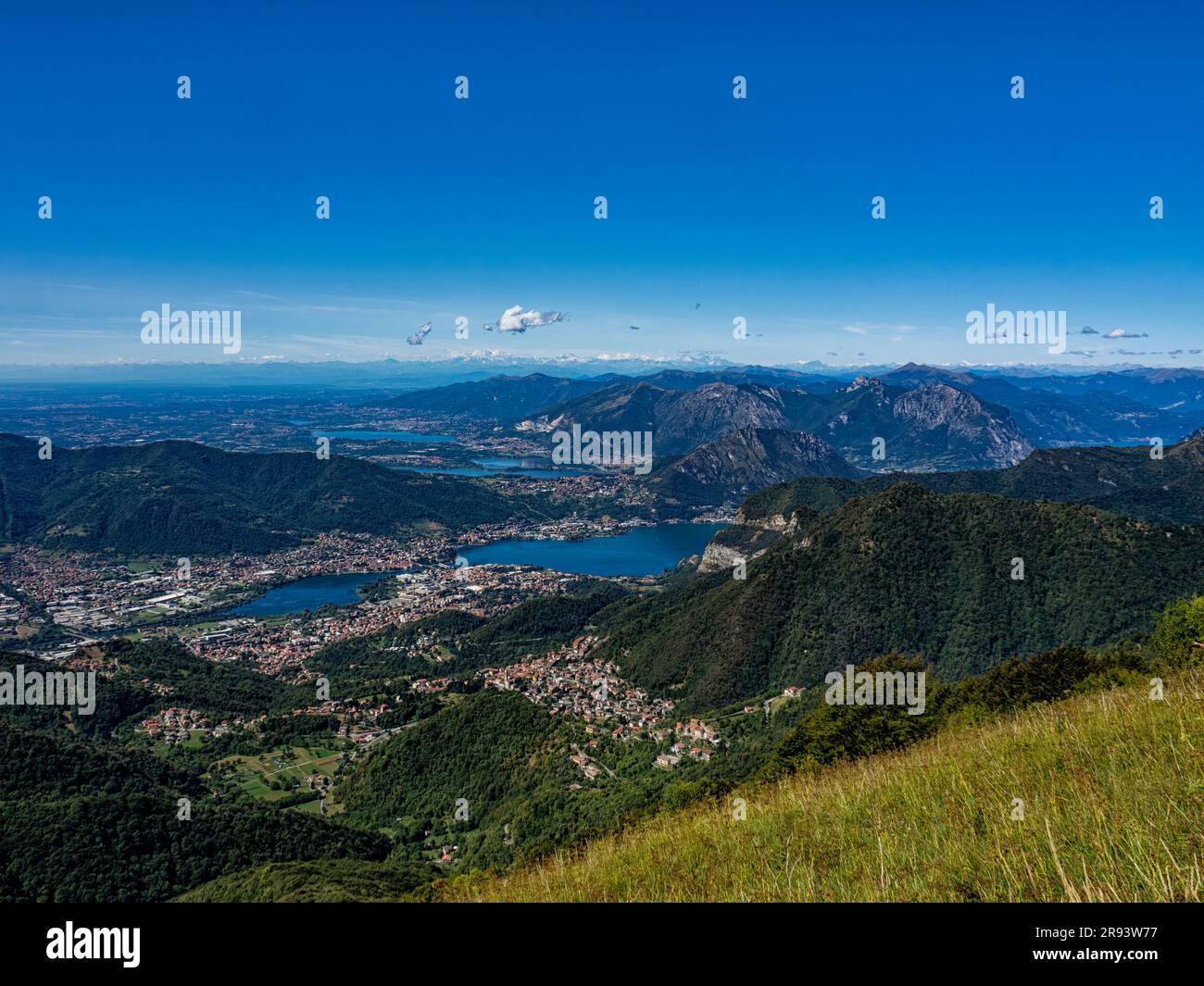 Landscape of the lakes of Brianza Stock Photo - Alamy