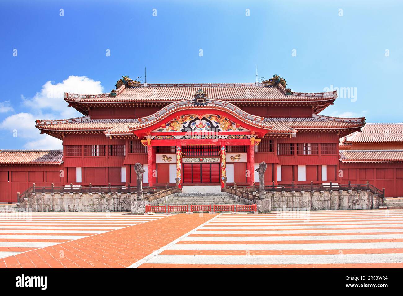 Shuri castle hi-res stock photography and images - Alamy