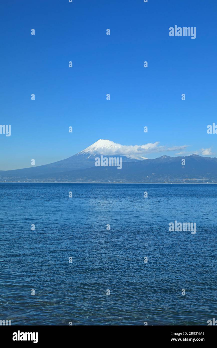 Suruga bay hi-res stock photography and images - Alamy
