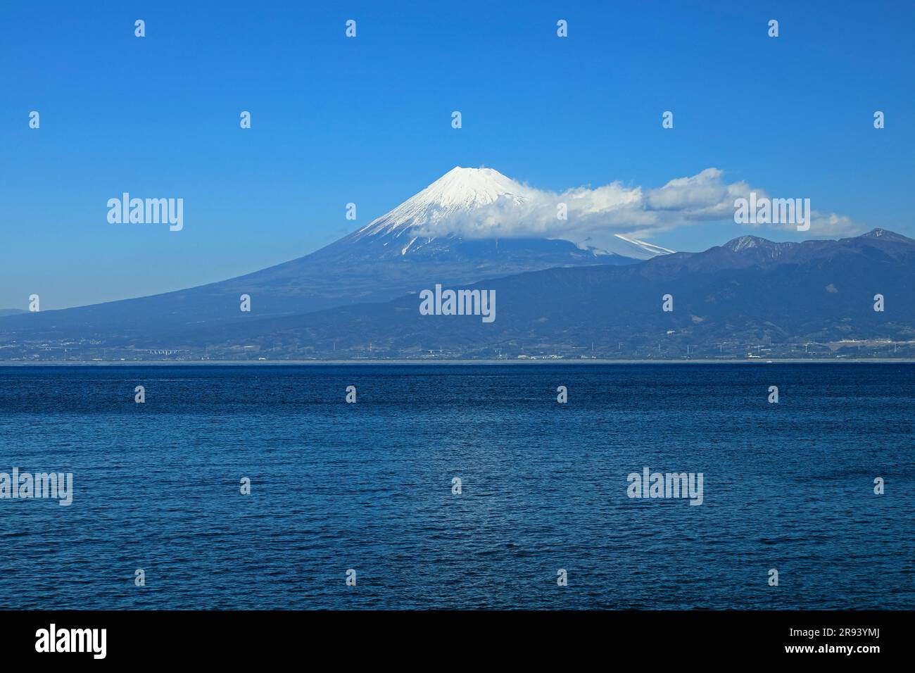 Suruga bay hi-res stock photography and images - Alamy