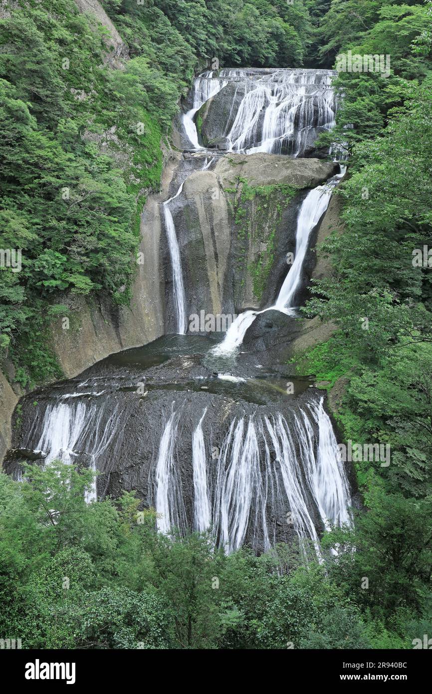 Fresh water falls hi-res stock photography and images - Alamy