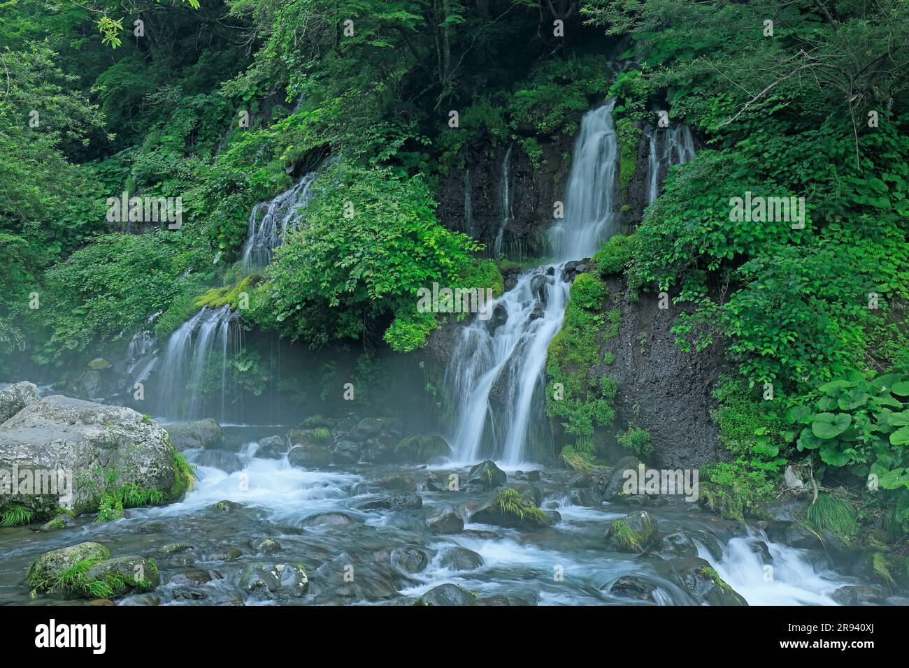 Doryuno waterfall hi-res stock photography and images - Alamy