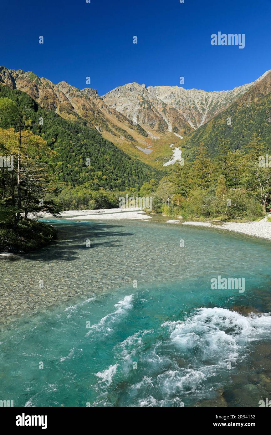 Kamikochi’s Azusa River and the Hotaka mountain range Stock Photo - Alamy