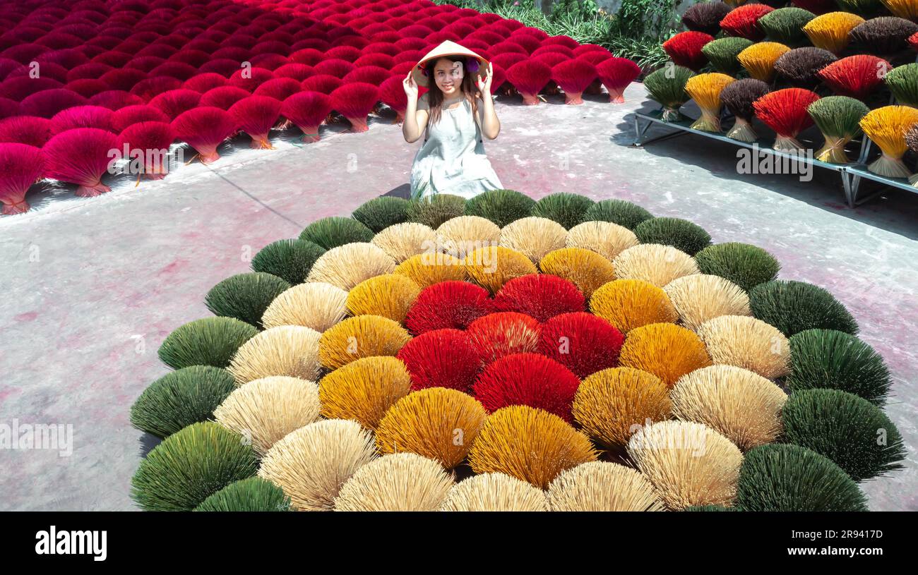 Traditional village workers of Ung Hoa incense are doing the incense ...