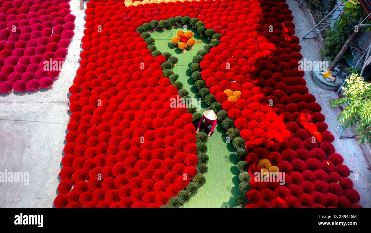 Traditional village workers of Ung Hoa incense are doing the incense ...