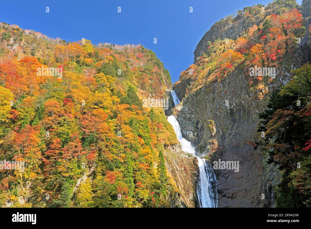 100 best waterfalls in japan hi-res stock photography and images - Alamy