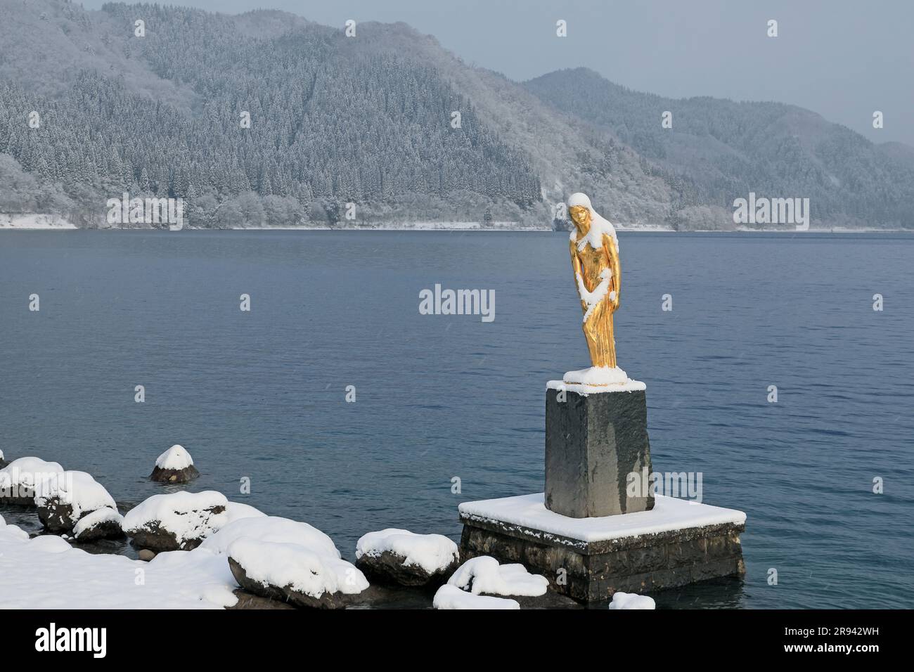 Statue of Tatsuko at Lake Tazawa Stock Photo - Alamy