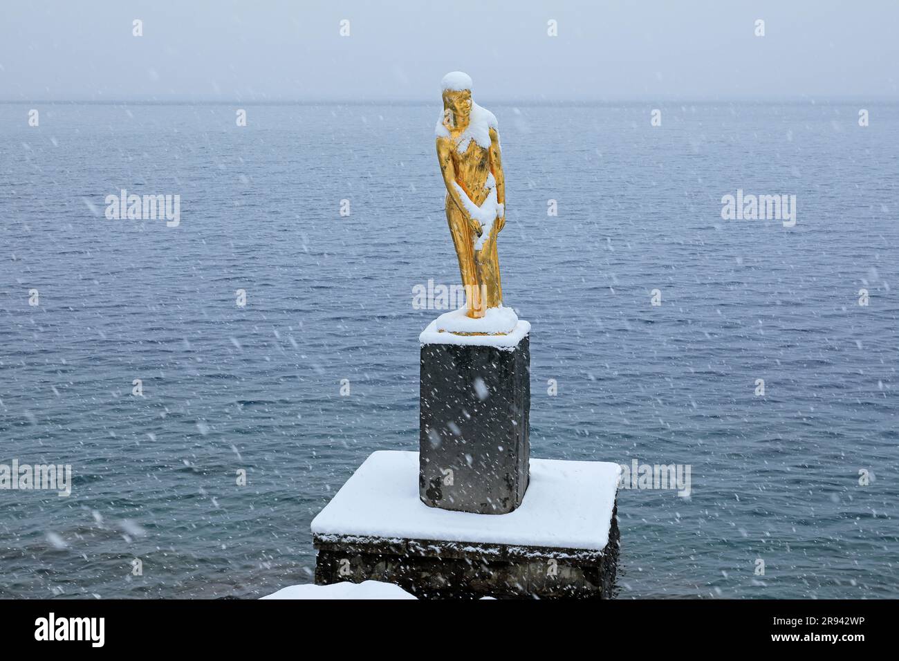 Statue of Tatsuko at Lake Tazawa Stock Photo - Alamy