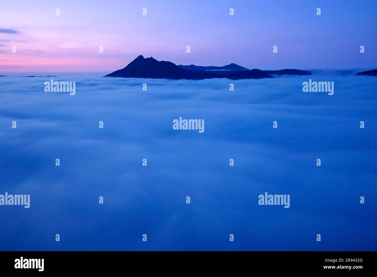 Mt mashu hi-res stock photography and images - Alamy