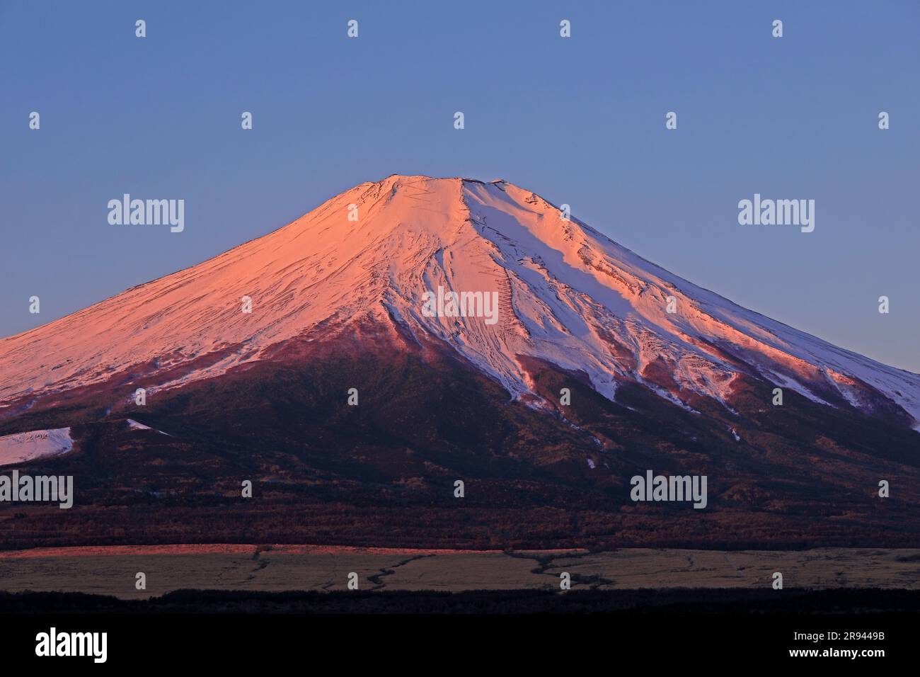 Mt Fuji Sunrise Stock Photo - Alamy