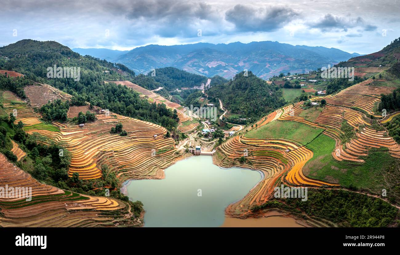 The reservoir of the hydroelectric power plant is surrounded by ...