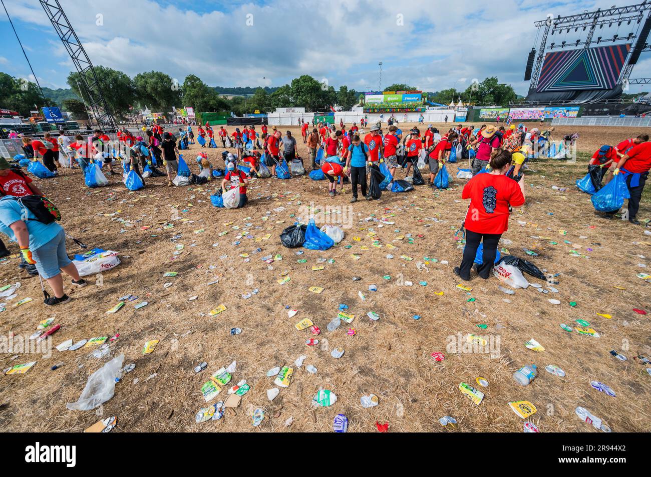 Glastonbury, UK. 24th June, 2023. The motto 'leave no trace' still hasn ...