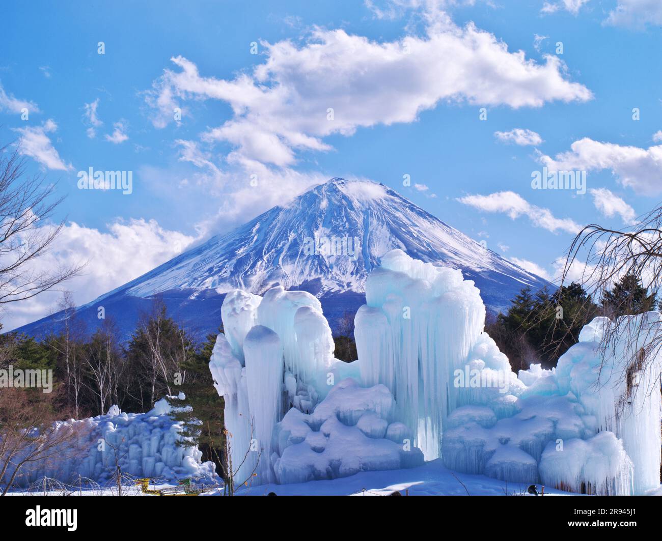 Lake Saiko Juhyo Festival and Mt Stock Photo - Alamy